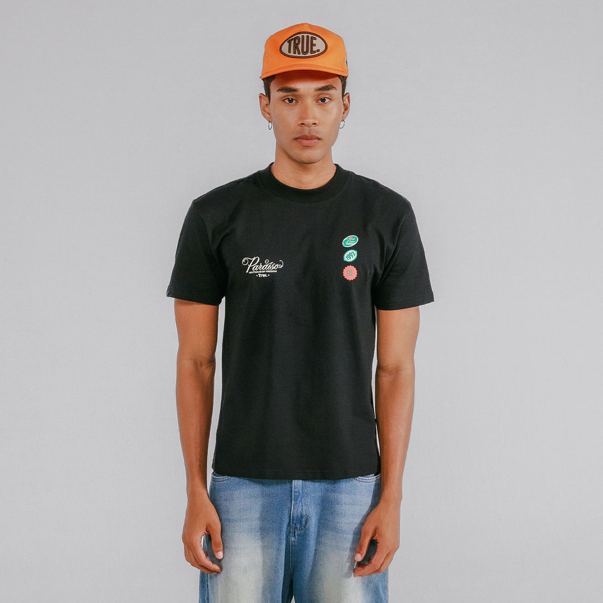 Paraíso Regular T-Shirt - Black– TRUE.